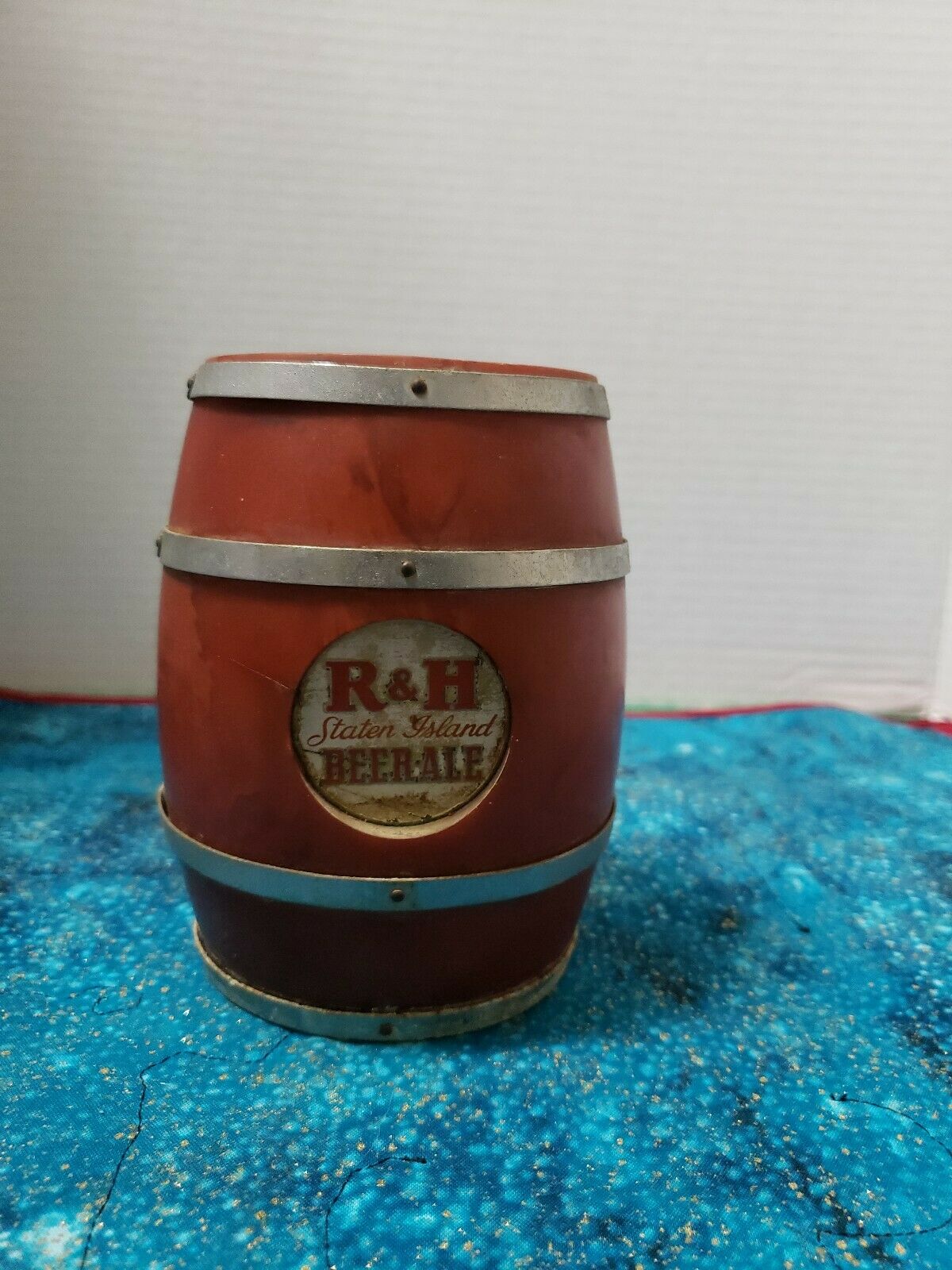 R&h RH Staten Island Beer Ale Cup Holder Foam Scraper - Bake Lite ...