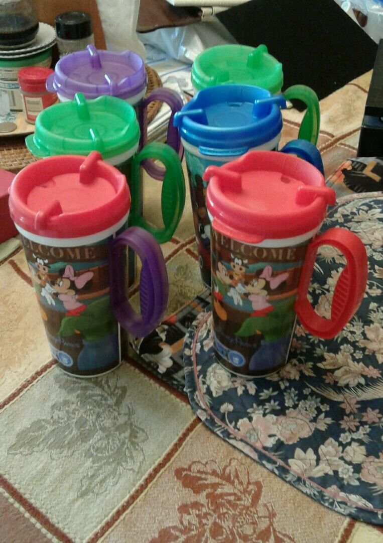 DISNEY SET OF SIX HOT AND COLD CUPS WITH LIDS | #16842834