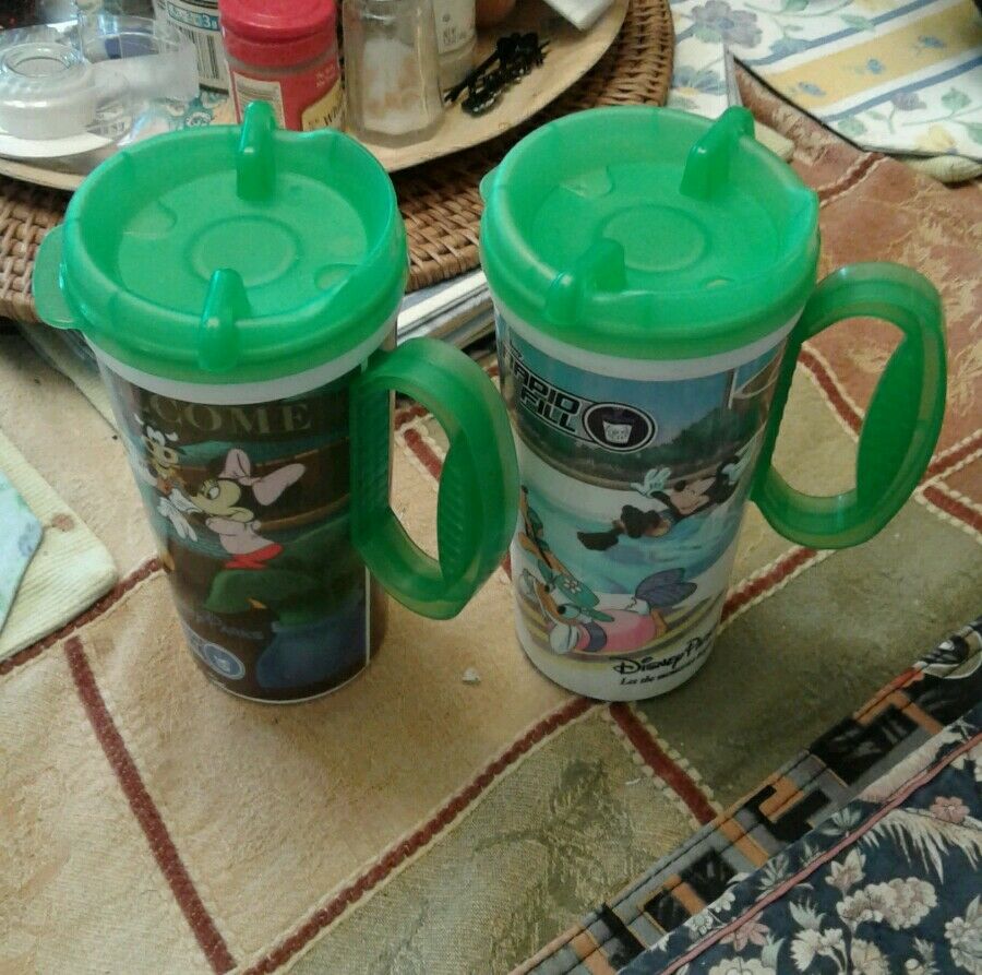DISNEY SET OF SIX HOT AND COLD CUPS WITH LIDS | #16842834