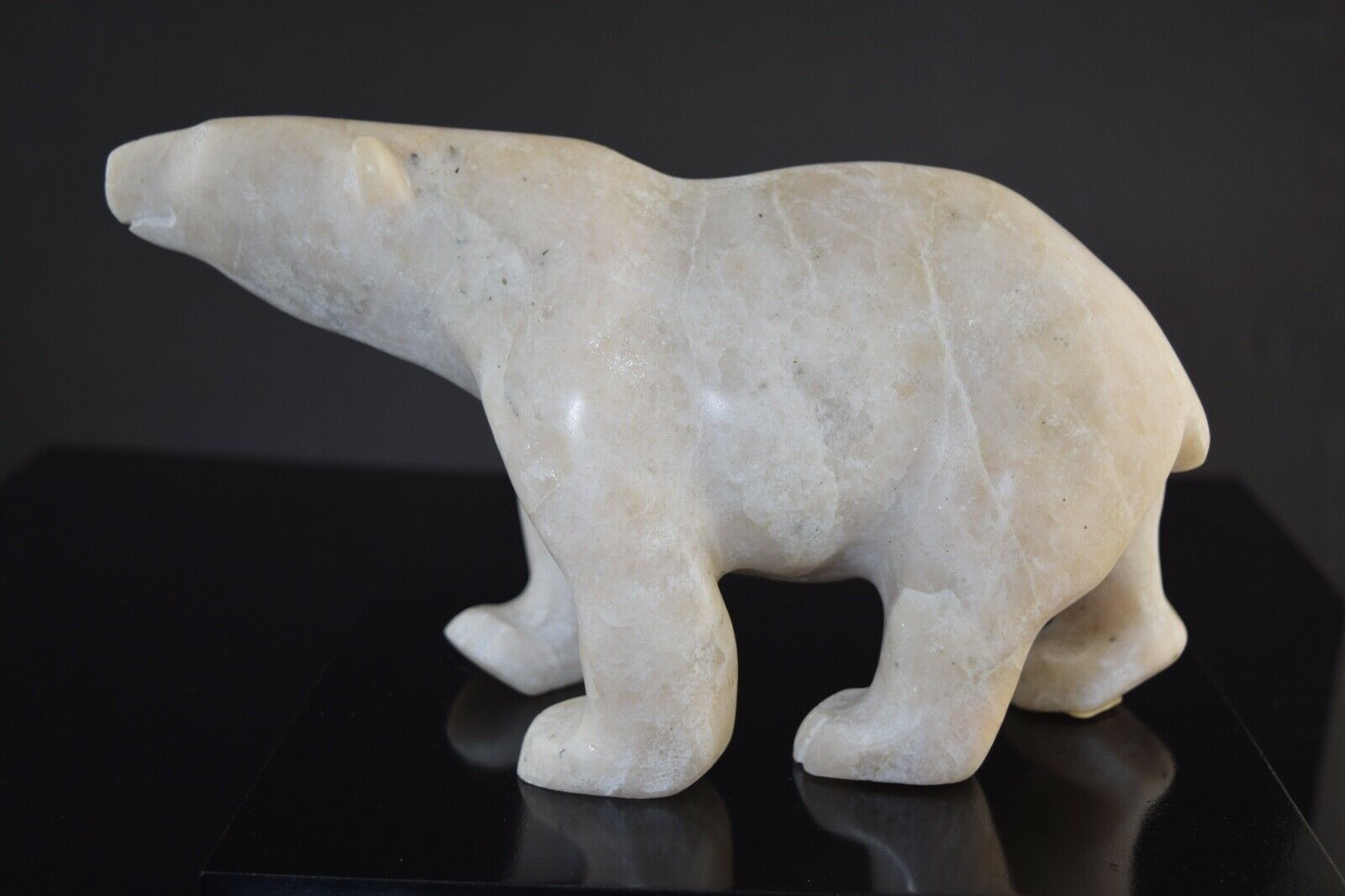 1995 INUIT CARVED QUARTZITE BEAR By PAUL TAKPANI 9 " X 5 " CAPE DORSET ...