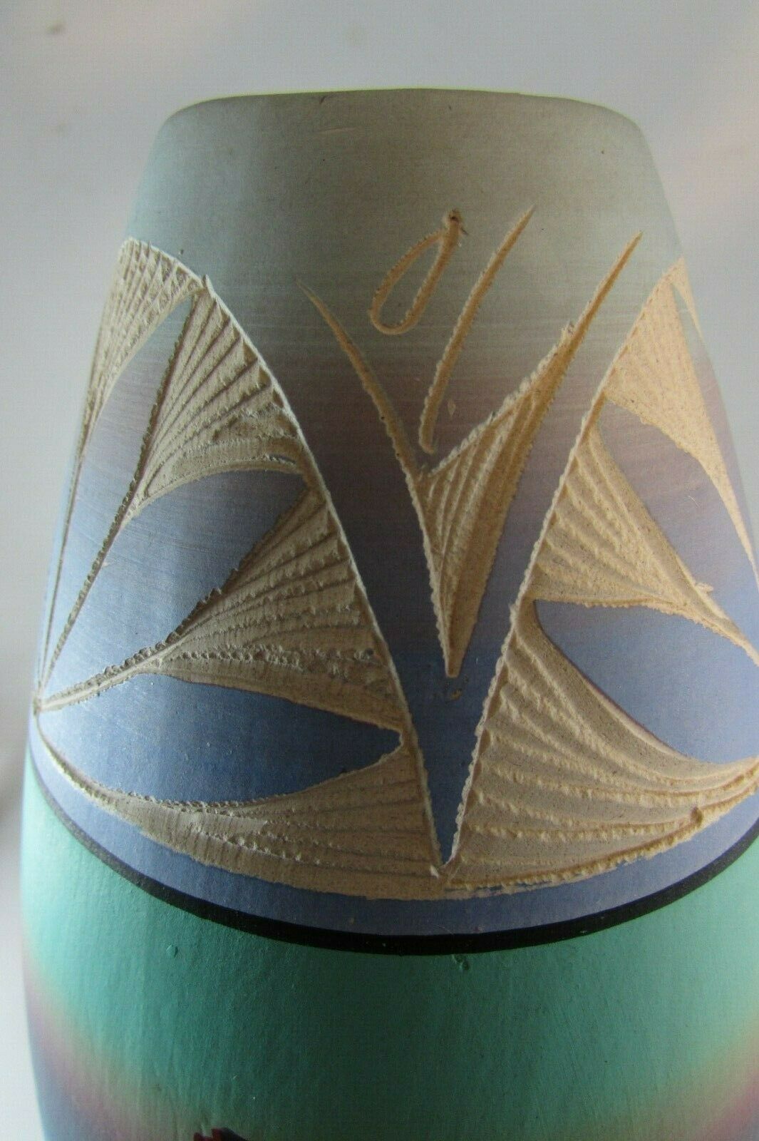 Vintage Hand Crafted SIGNED Native American Navajo Vase | #16996919